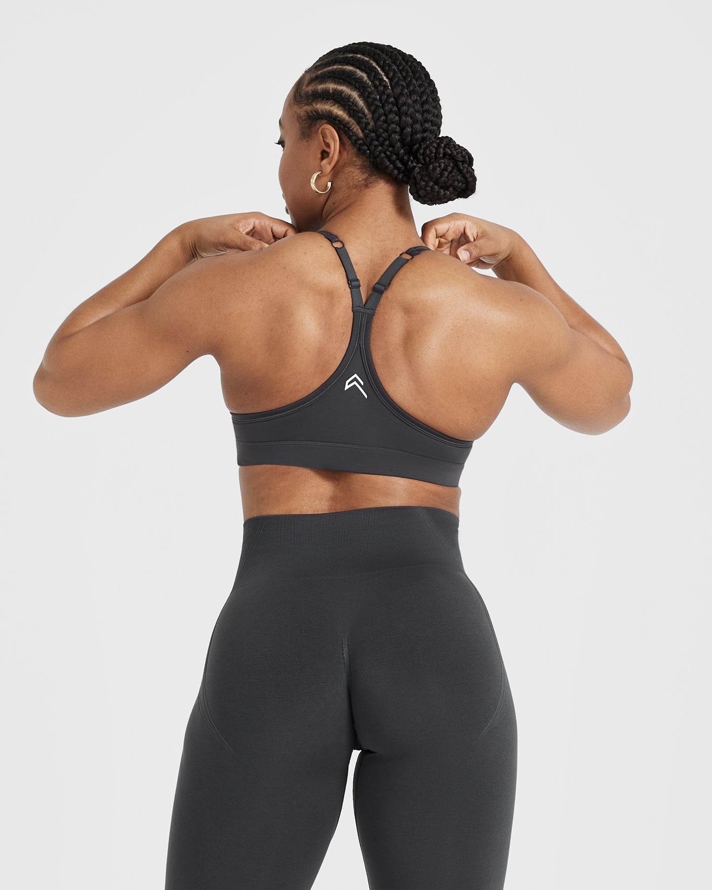 Sports Bra with Removable Pads - Color Coal | Oner Active
